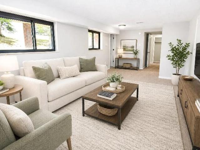 1 Br, 1 bath, Apartment 5530 Library Road