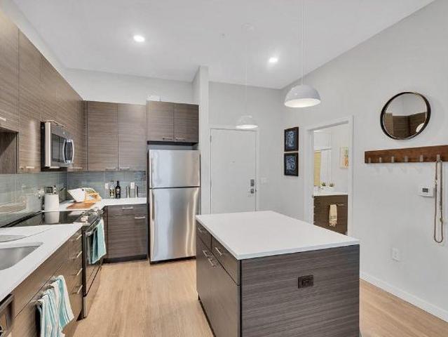 1 Br, 1 bath, Apartment 55 Concord Street