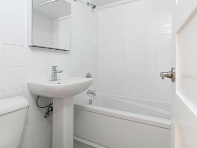 1 Br, 1 bath, Apartment 55 Isabella Street
