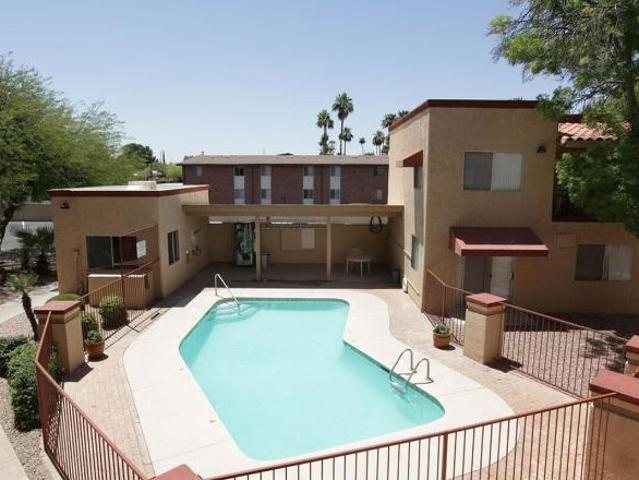 1 Br, 1 bath, Apartment 5651 East Edison Street