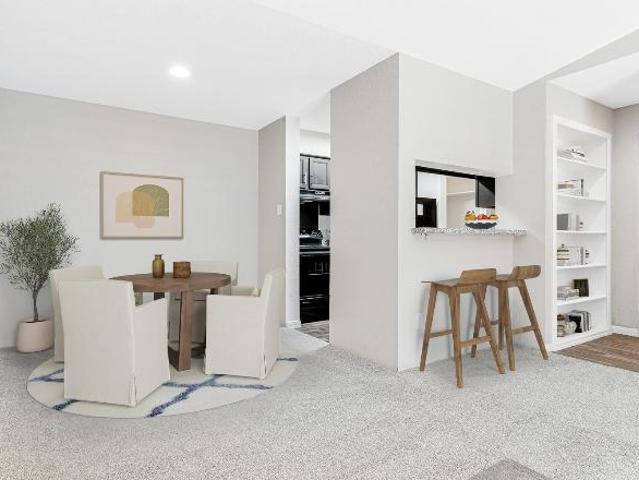 1 Br, 1 bath, Apartment 5701 Sandshell Dr