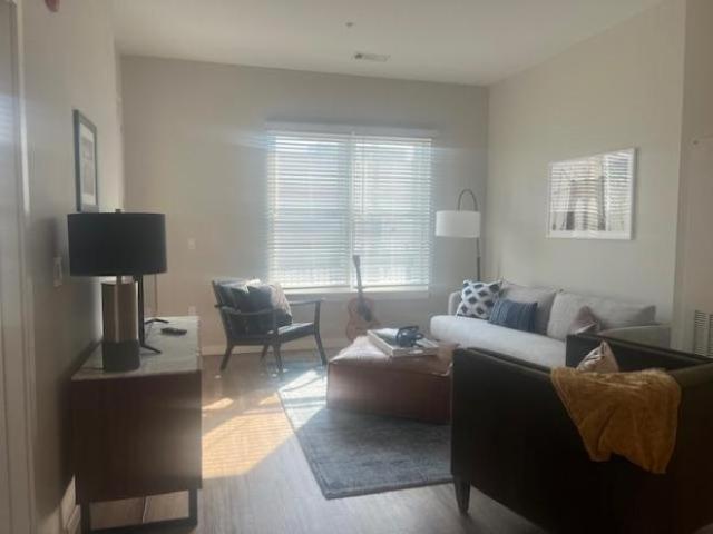 1 Br, 1 bath, Apartment 57 concord st