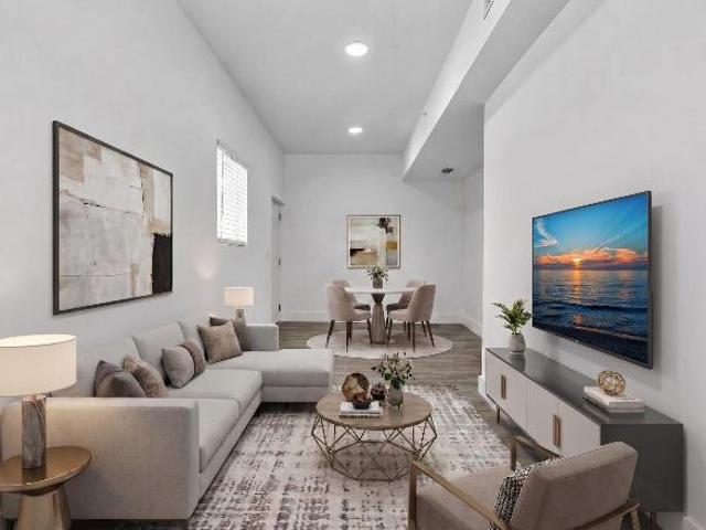 1 Br, 1 bath, Apartment 584 Northwest 35th Street