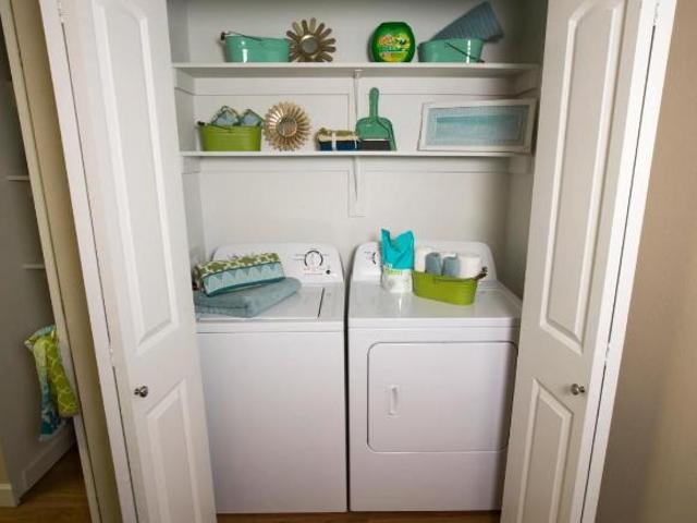 1 Br, 1 bath, Apartment 5820 Fair Oaks Blvd