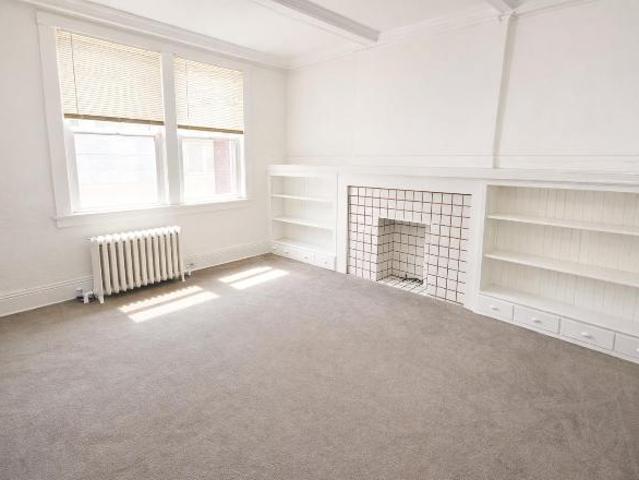 1 Br, 1 bath, Apartment 5820 Forbes Avenue