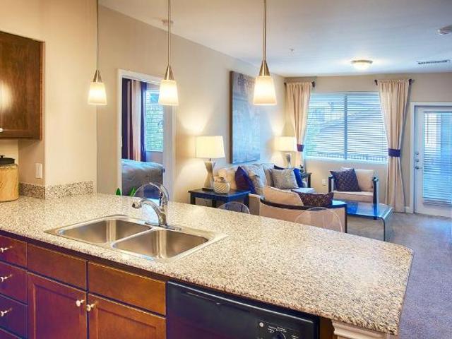 1 Br, 1 bath, Apartment 5824 Point Drive