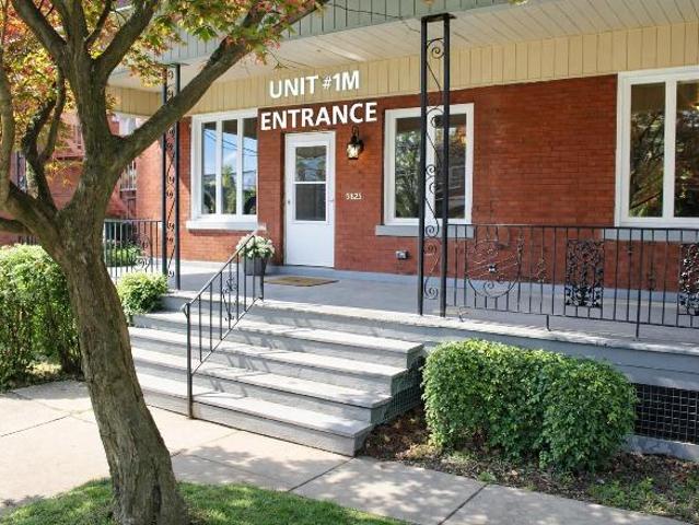 1 Br, 1 bath, Apartment 5825 Bartlett St