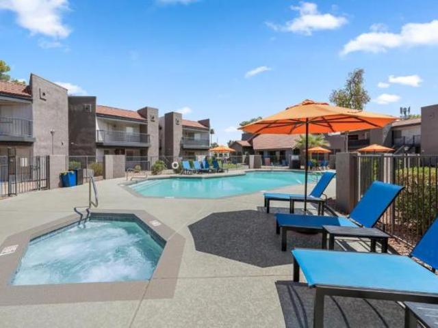 1 Br, 1 bath, Apartment 5959 W Greenway Rd