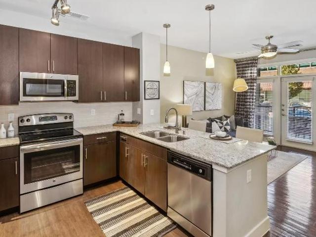 1 Br, 1 bath, Apartment 5961 W Parker Rd