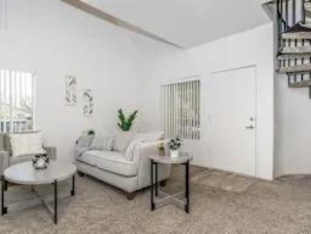 1 Br, 1 bath, Apartment 5921 N Oracle Rd