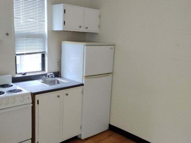 1 Br, 1 bath, Apartment 59 South Huntington Ave