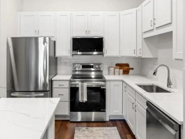 1 Br, 1 bath, Apartment 5 Wintergreen Ln