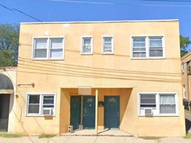 1 Br, 1 bath, Apartment 5 East Main St