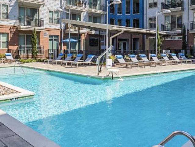 1 Br, 1 bath, Apartment 605 W Chapel Hill St