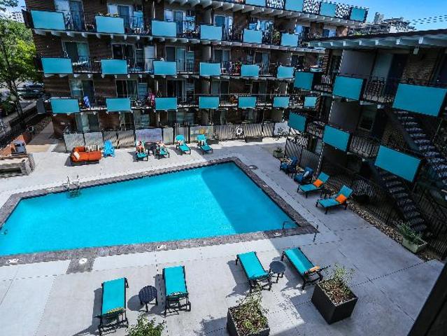 1 Br, 1 bath, Apartment 600 & 624 Pennsylvania Street
