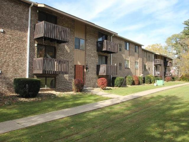 1 Br, 1 bath, Apartment 6150 72 Library Road