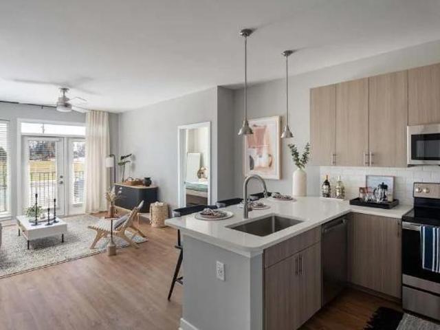 1 Br, 1 bath, Apartment 615 Corbett Street