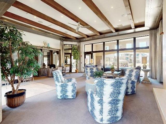 1 Br, 1 bath, Apartment 6200 Montano Plaza Dr Nw