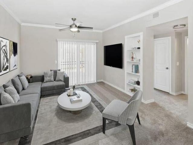 1 Br, 1 bath, Apartment 6202 Duck Creek Drive