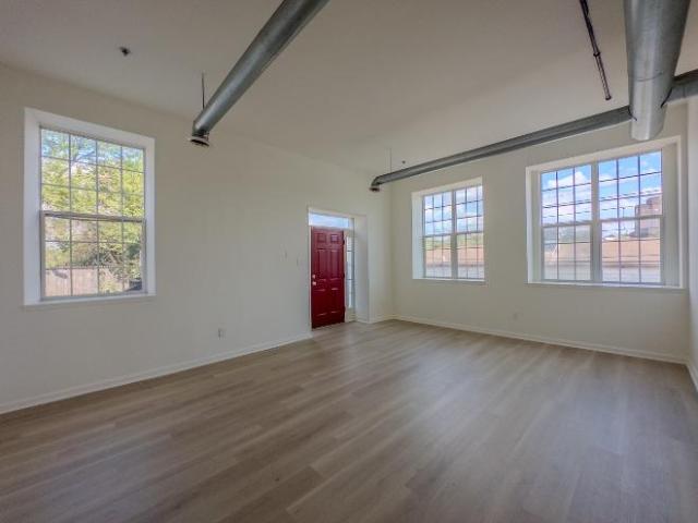 1 Br, 1 bath, Apartment 620 Corson St