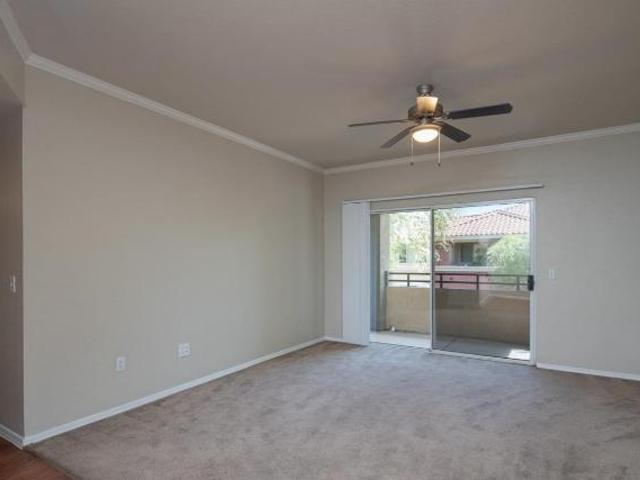 1 Br, 1 bath, Apartment 6233 W Behrend Dr
