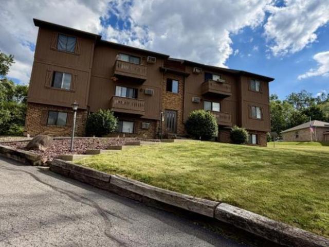 1 Br, 1 bath, Apartment 6369 St Andrews Dr