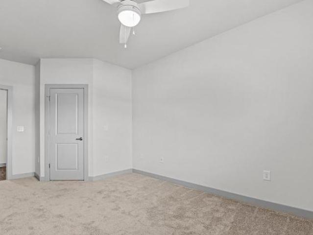 1 Br, 1 bath, Apartment 6320 Dowd Forest Dr