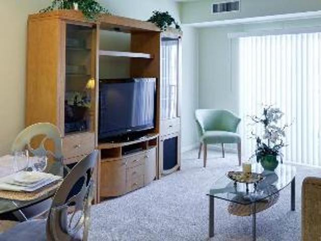 1 Br, 1 bath, Apartment 6466 Double Eagle Dr