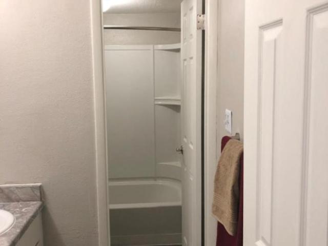 1 Br, 1 bath, Apartment 6545 N 19th Ave