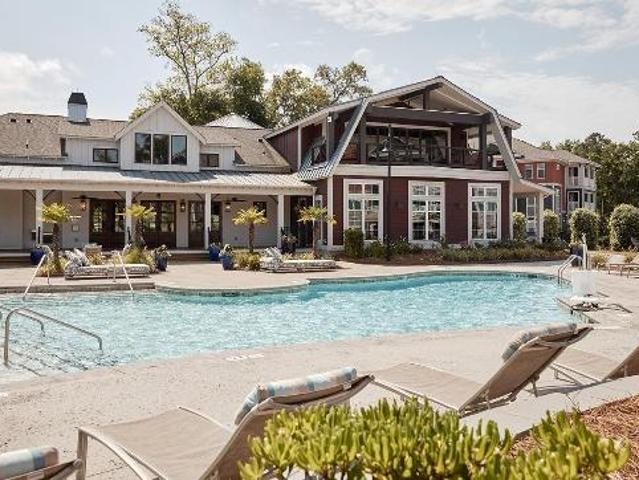 1 Br, 1 bath, Apartment 650 Enterprise Blvd