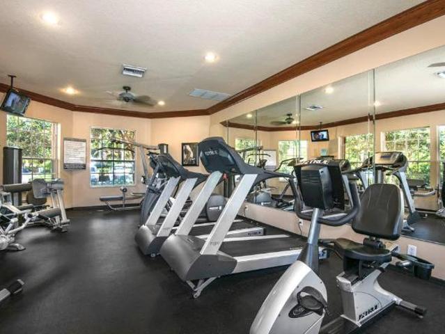 1 Br, 1 bath, Apartment 650 Lavers Circle