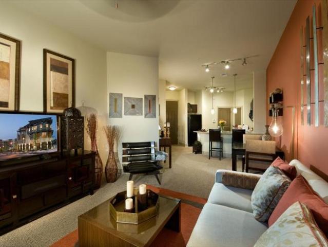 1 Br, 1 bath, Apartment 660 Ralph McGill Blvd