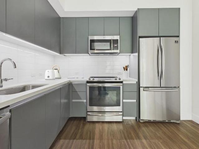 1 Br, 1 bath, Apartment 6630 Sunset Blvd