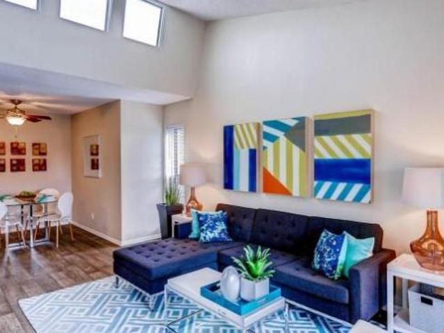 1 Br, 1 bath, Apartment 679 S Reed Ct