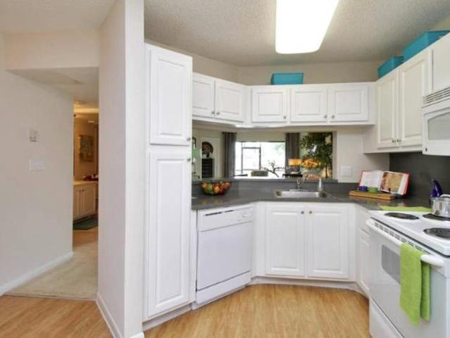 1 Br, 1 bath, Apartment 6701 W Oakland Park Blvd