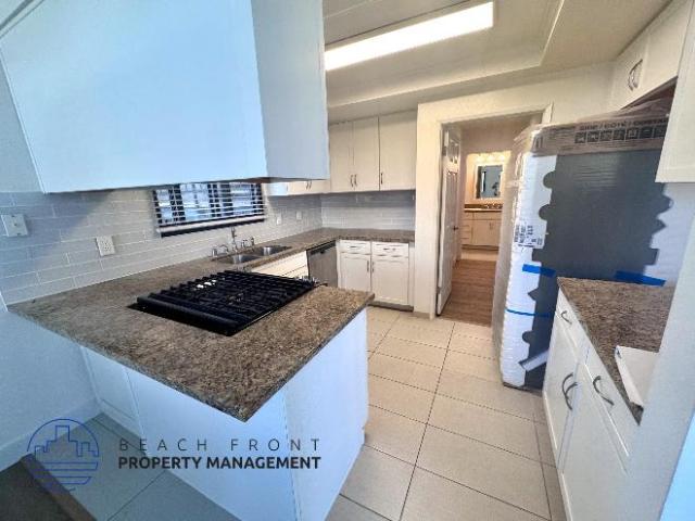 1 Br, 1 bath, Apartment 6712 W 86th Pl