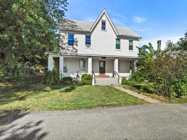 1 Br, 1 bath, Apartment 6920 Maryland Ave