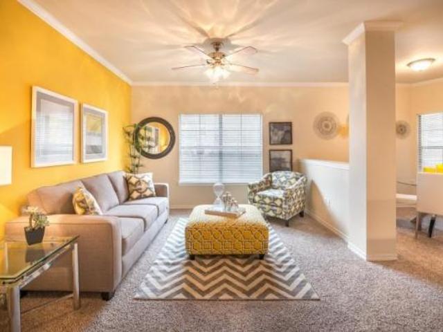 1 Br, 1 bath, Apartment 7000 North Beach Street