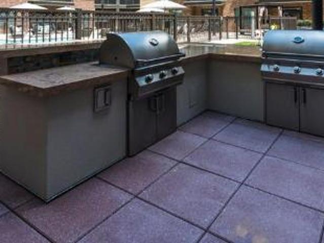 1 Br, 1 bath, Apartment 7165 Avalon Blvd