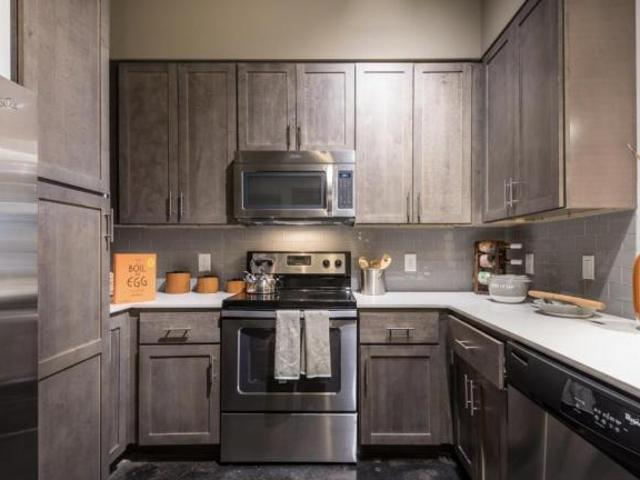 1 Br, 1 bath, Apartment 717 Tucker St