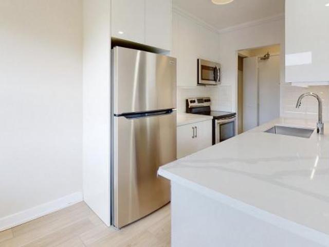 1 Br, 1 bath, Apartment 718 Lawrence Road