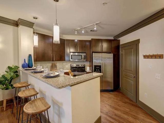 1 Br, 1 bath, Apartment 712 Tucker St