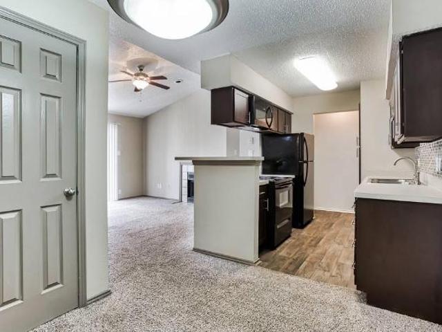 1 Br, 1 bath, Apartment 7251 Crowley Rd