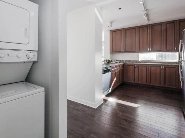 1 Br, 1 bath, Apartment 730 S Clark St
