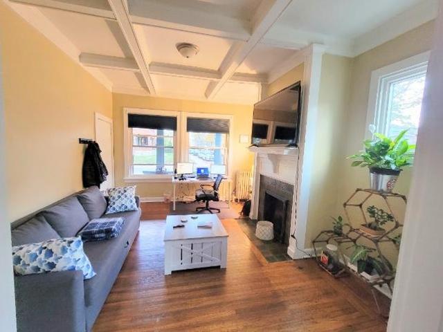 1 Br, 1 bath, Apartment 746 East End Avenue