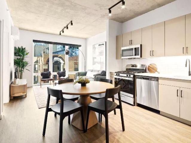 1 Br, 1 bath, Apartment 751 N Hudson Ave