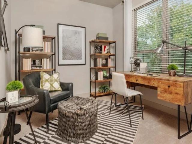 1 Br, 1 bath, Apartment 769 Samuels Ave