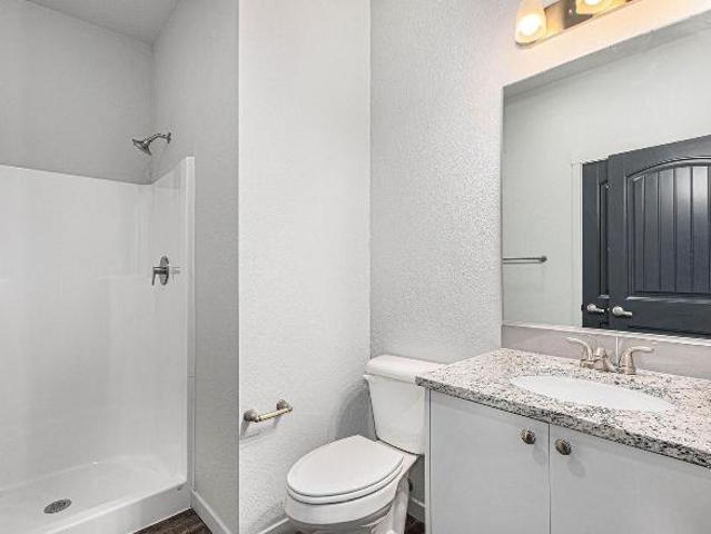 1 Br, 1 bath, Apartment 7755 Adventure Way