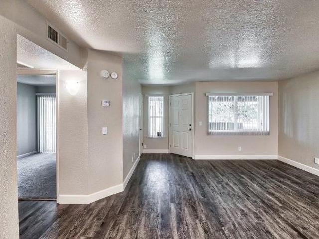 1 Br, 1 bath, Apartment 7761 Greenback Lane