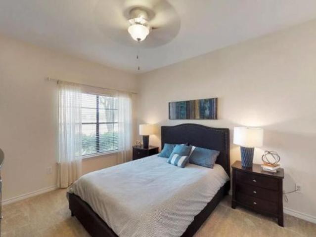 1 Br, 1 bath, Apartment 777 Fairway Dr